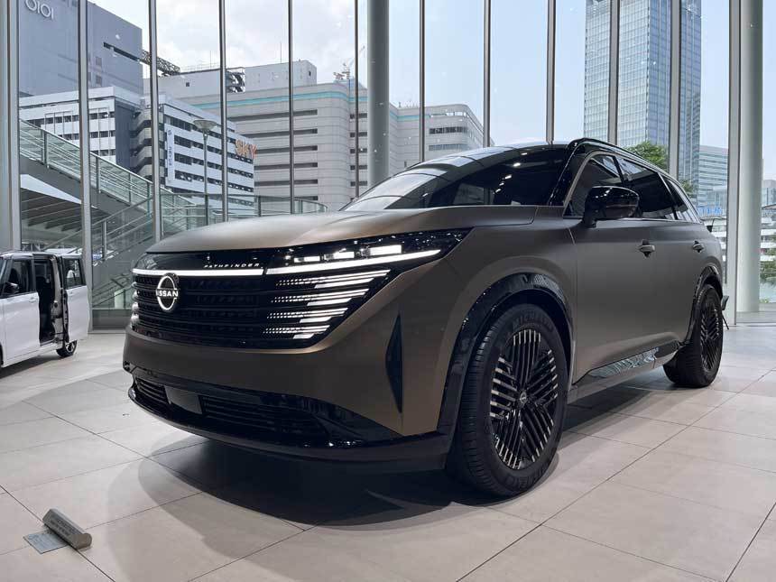 ヨコハマ ~ ミナトミライ: ぶっとび